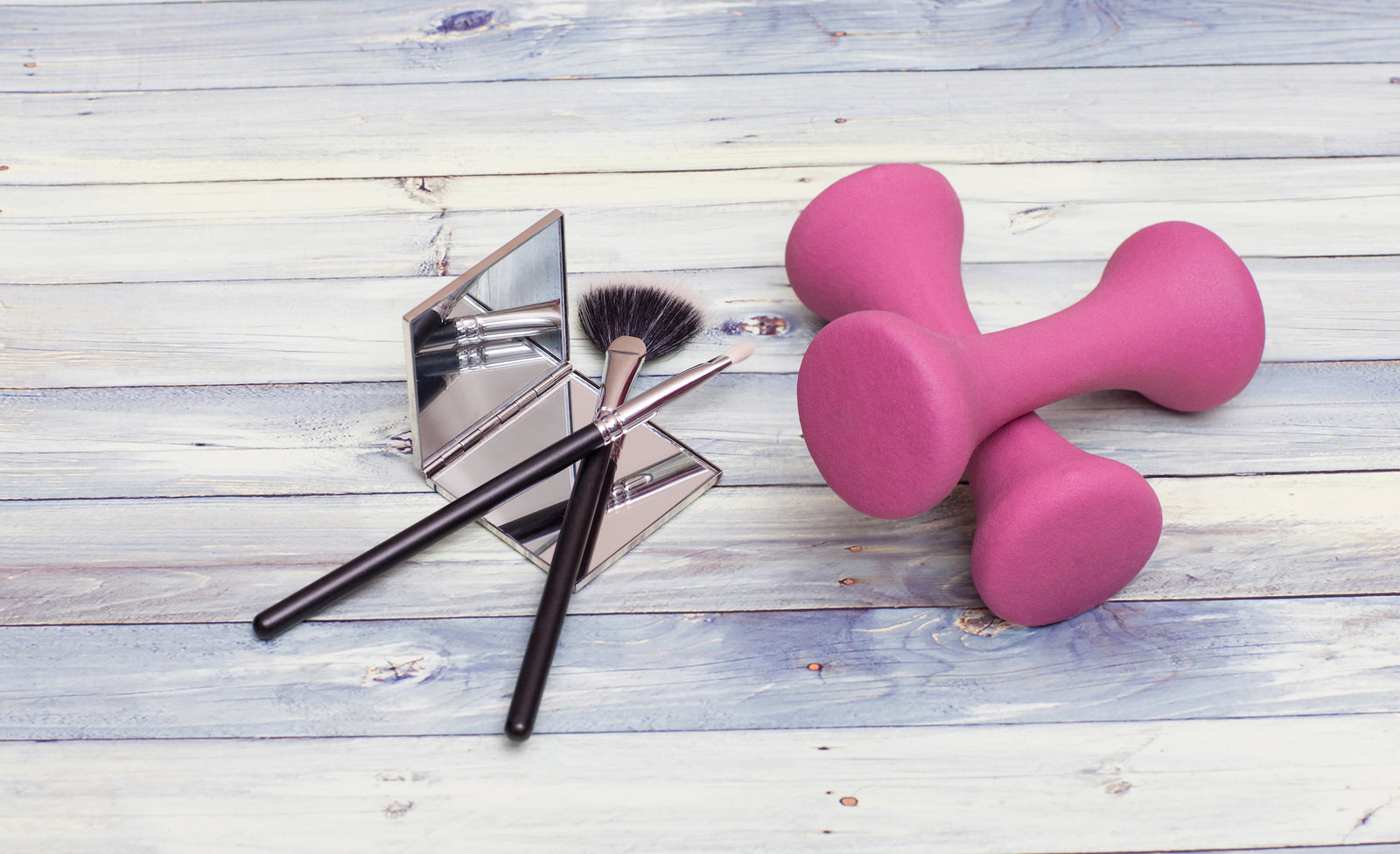 Yes, You Can Wear Makeup to The Gym