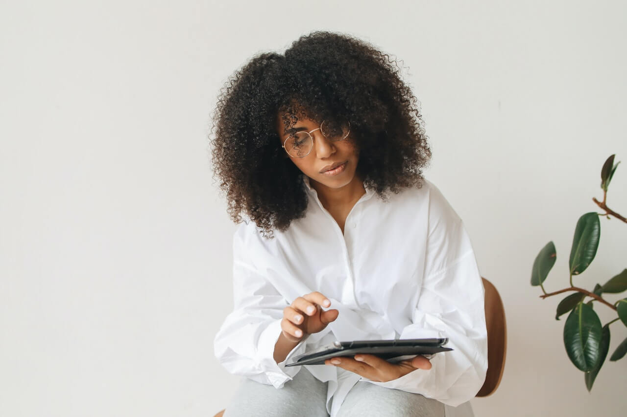 Screen Time and Skin Health | Is Blue Light Aging You?